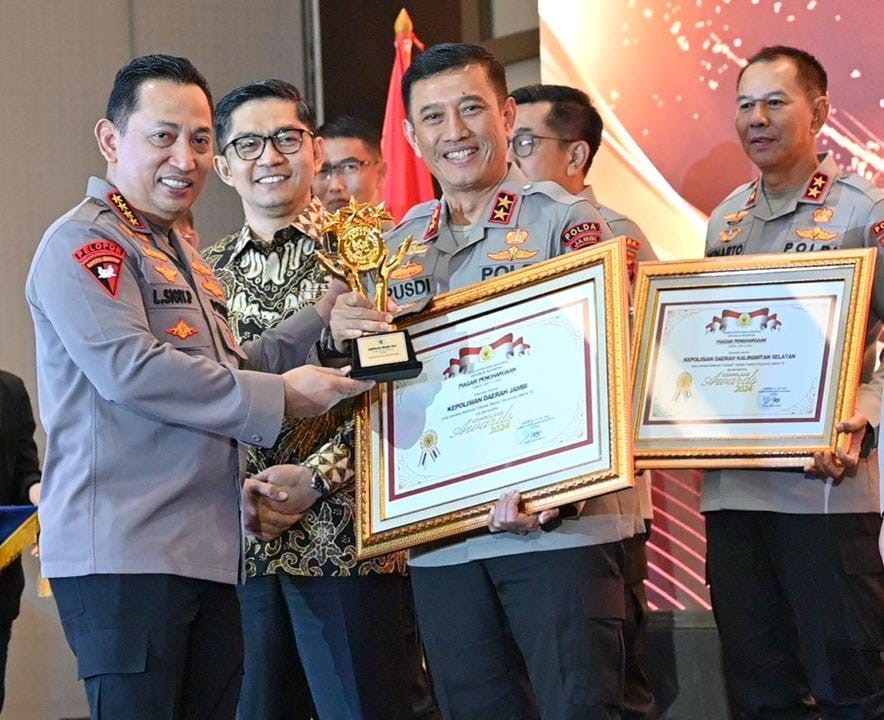 Polda Jambi Raih Penghargaan Terbaik Tipe B di Ajang Kompolnas Award 2024 - Sumber : JambiLink ...